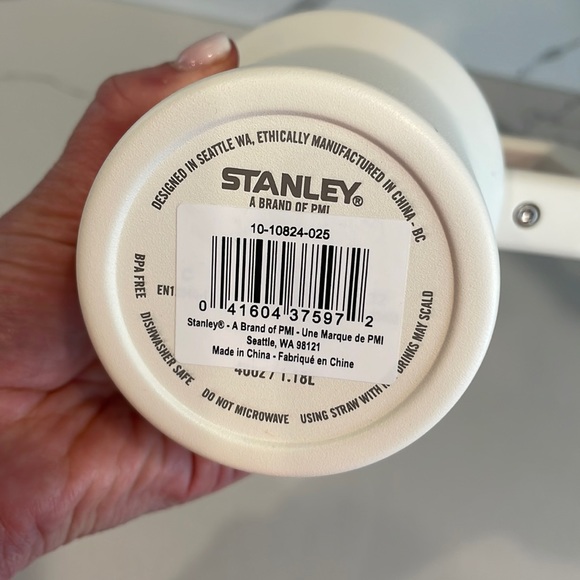 Stanley | Dining | Stanley Cream 4 Oz Quencher H20 Flowstate Tumbler ...